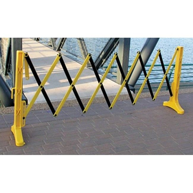 Expandable safety barricade, 11 1/2 ft (3.5 m). Yellow polypropylene ...
