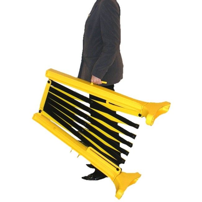Expandable safety barricade, 11 1/2 ft (3.5 m). Yellow polypropylene ...